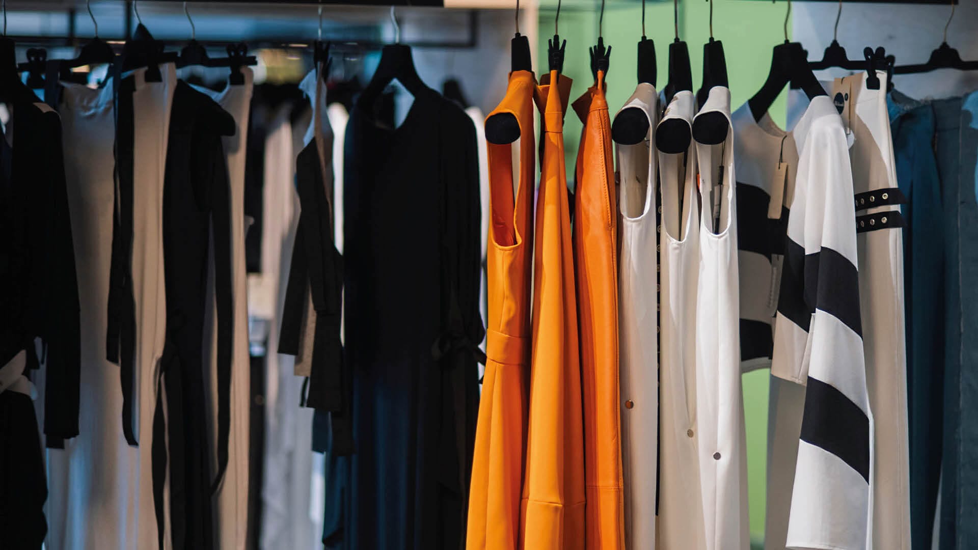 Fashion LED Module: Perfect lighting for fashion retail | Light4U